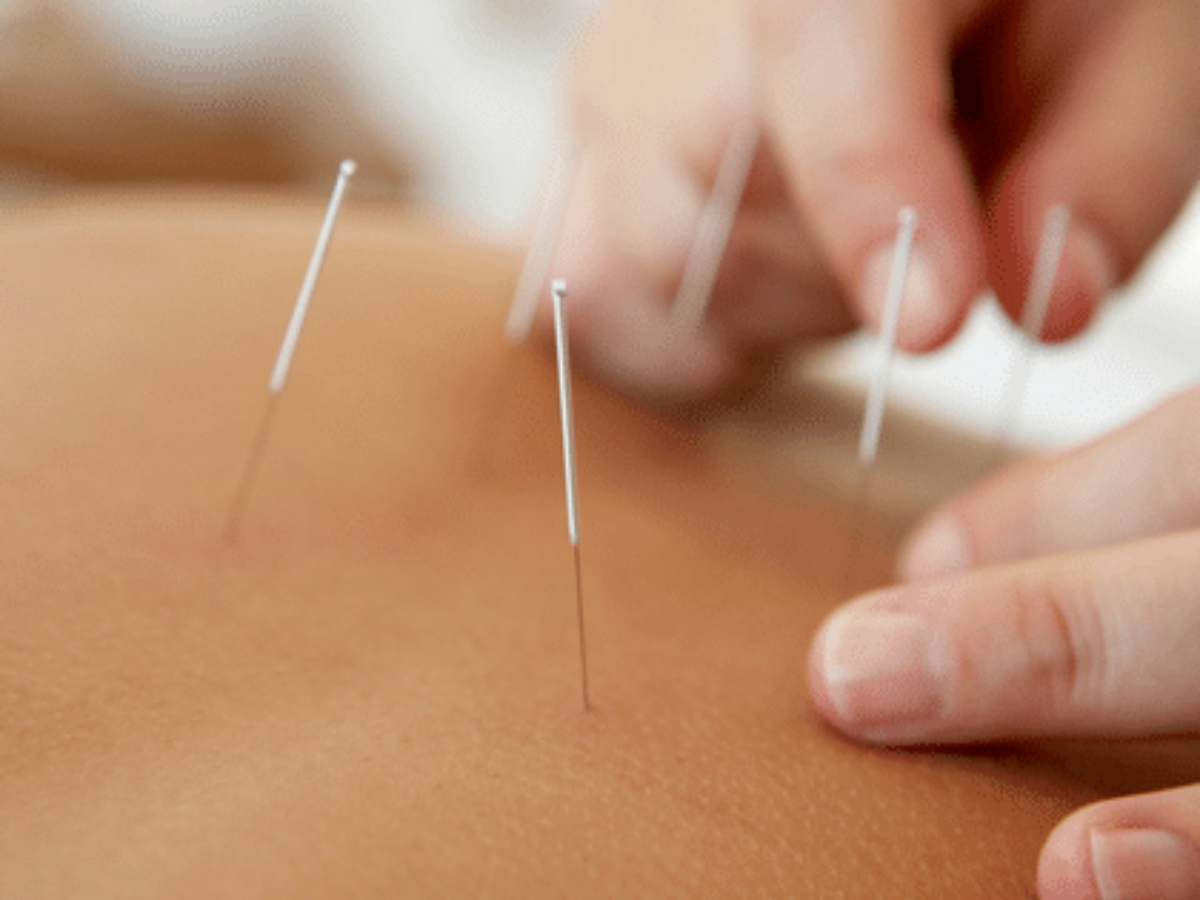 Piriformbundler Piriformis Muscle Release On The Floor: 1. Lie On Your